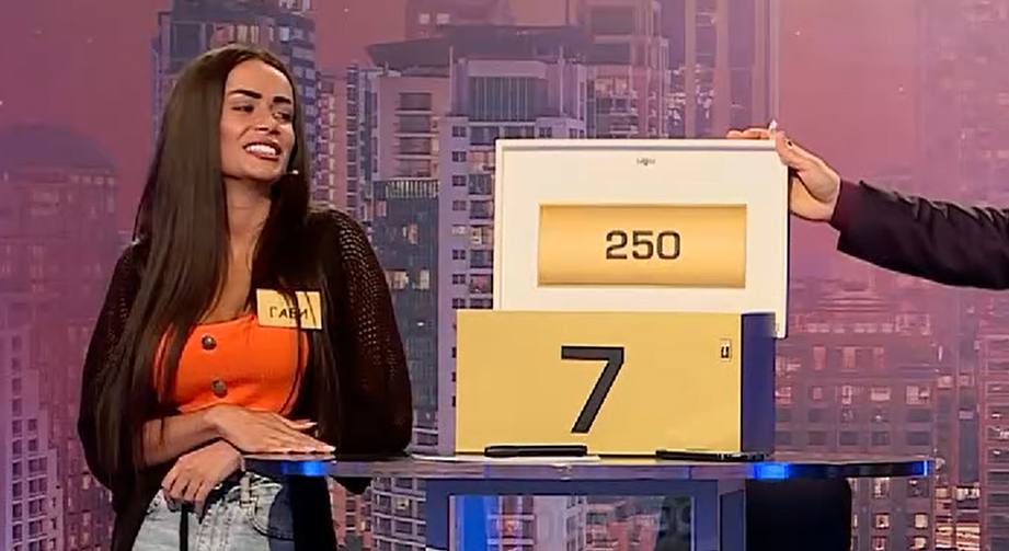 Petel.bg - новини - Габриела Петрова игра като двама и си тръгна с 250 лв. от „Сделка или не“